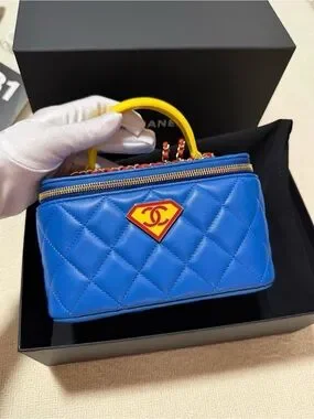CHANEL | Bags | Chanel Superman Mtiers Dart 226 Long Vanity With Chain ...